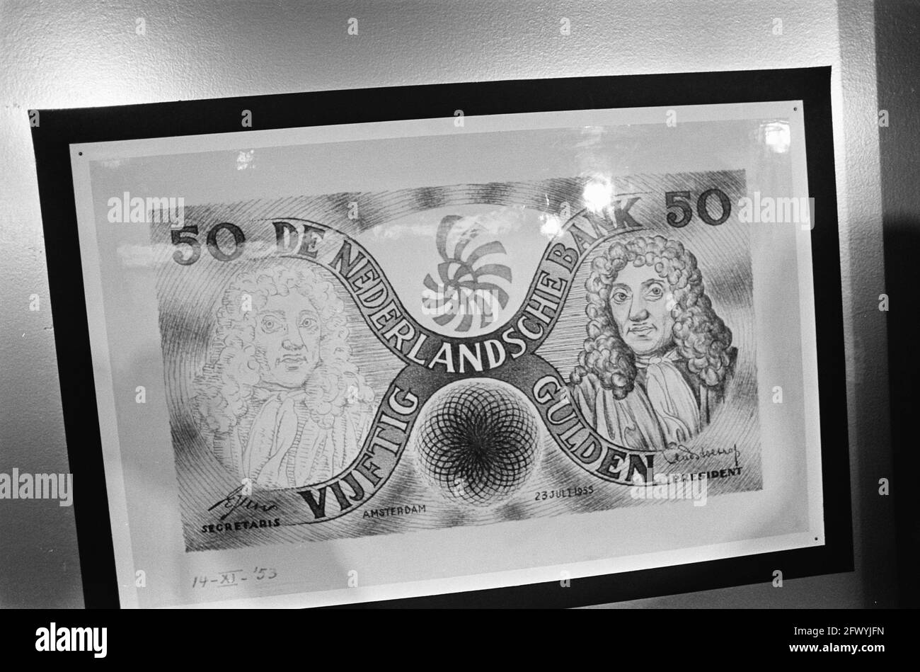 50 guilder bill hi-res stock photography and images - Alamy