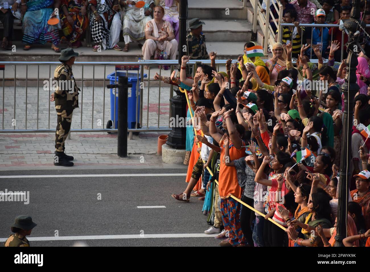 Photographic footage of the daily closing ceremony of the Wagah-Attari ...