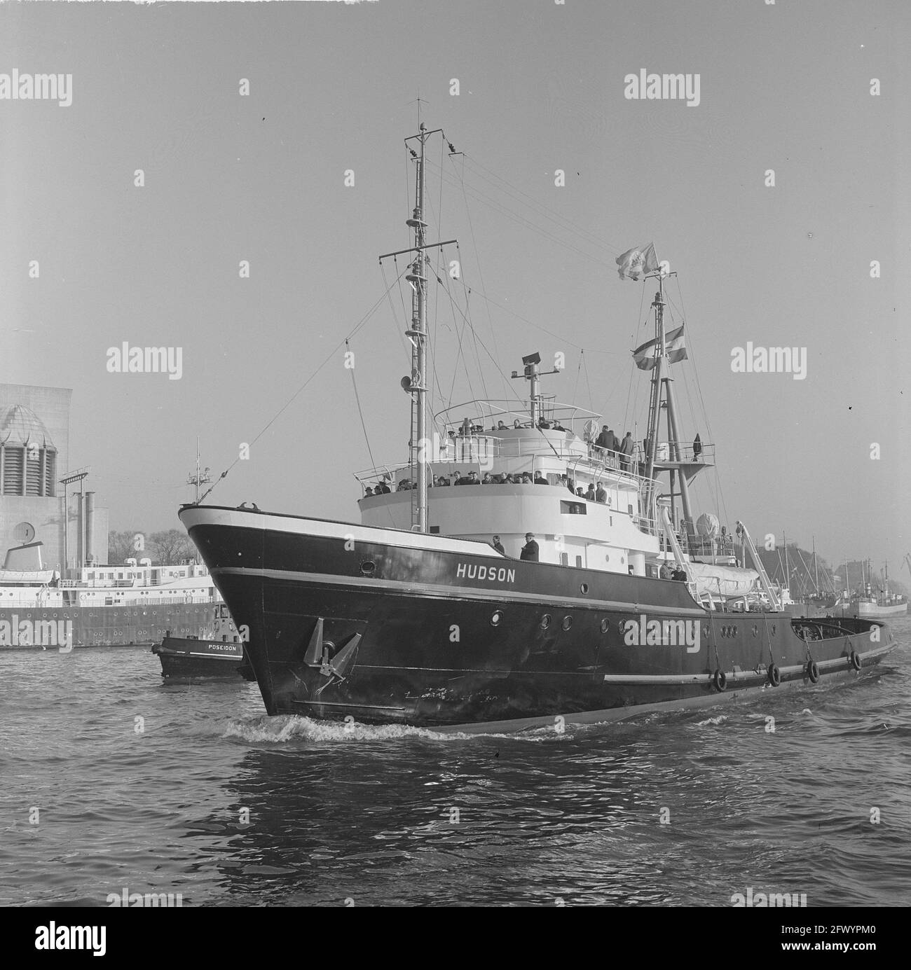 Transfer Hudson (ocean tug) from L. Smit and Co., the Hudson on the ...