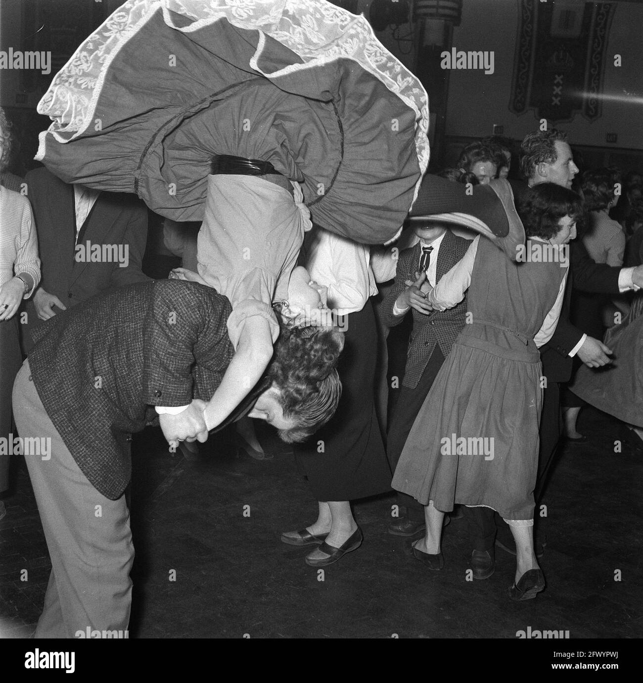 Rock and Roll party Kras Amsterdam, February 3, 1957, dancing, The ...