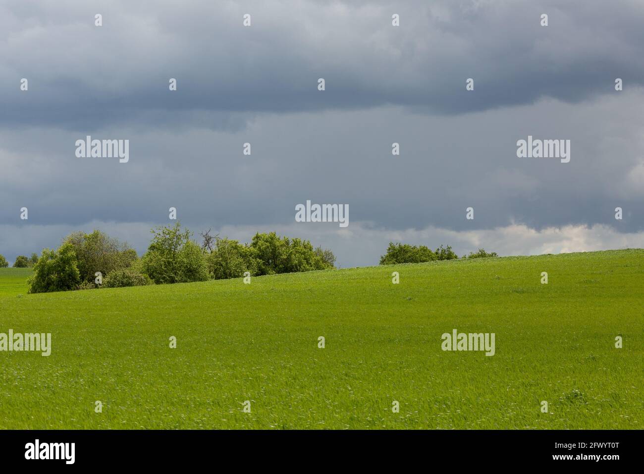 Landschaft zwischen Langgöns und Hüttenberg in Hessen, Deutschland ...