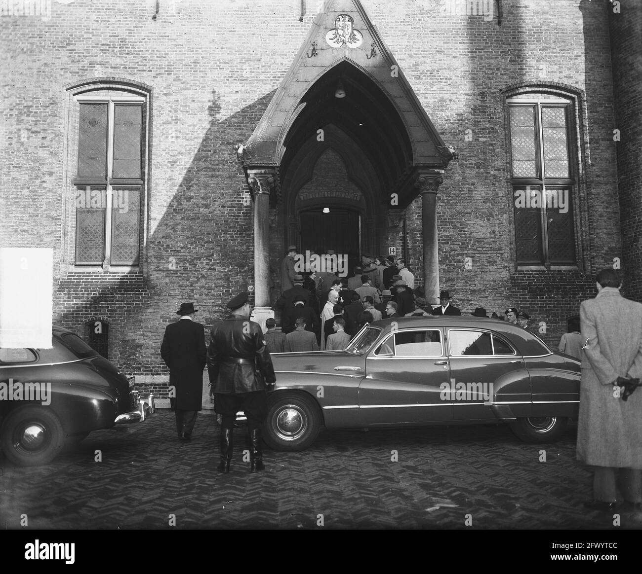 Delegations enter Black and White Stock Photos & Images - Alamy