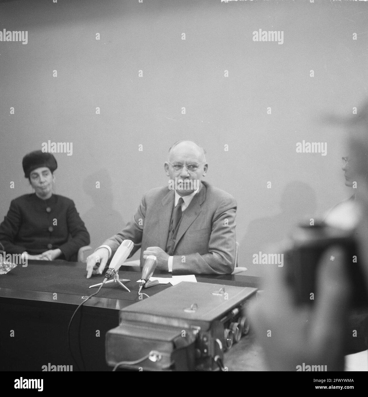 Schiphol airport vondeling hi-res stock photography and images - Alamy