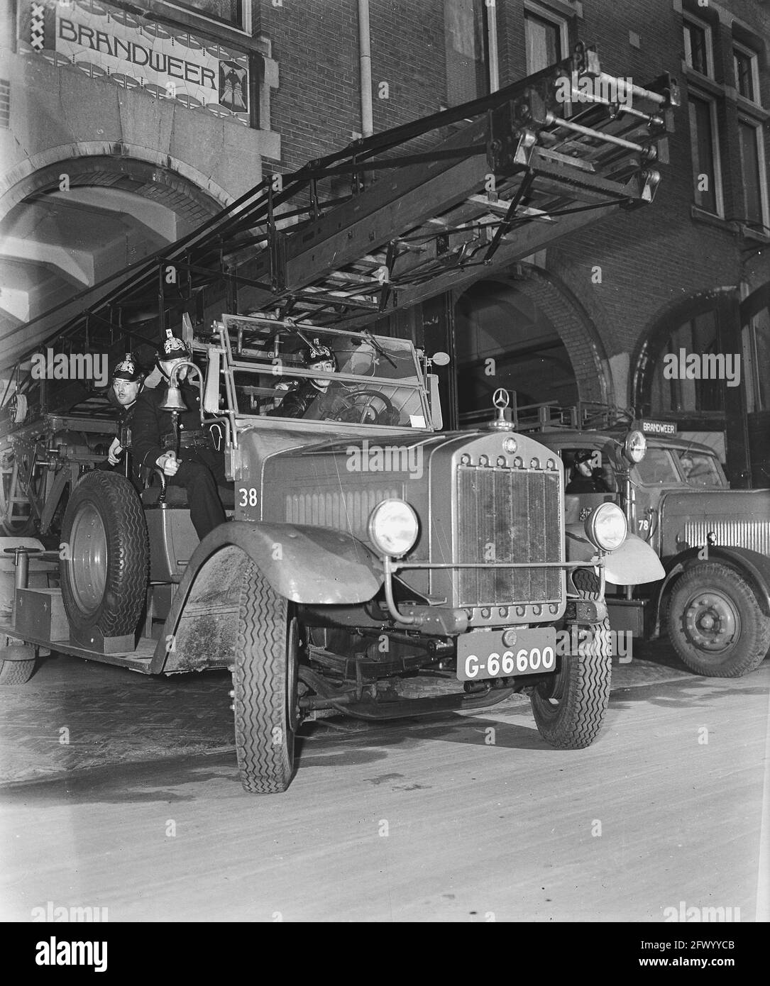 Car ladder no Black and White Stock Photos & Images - Alamy