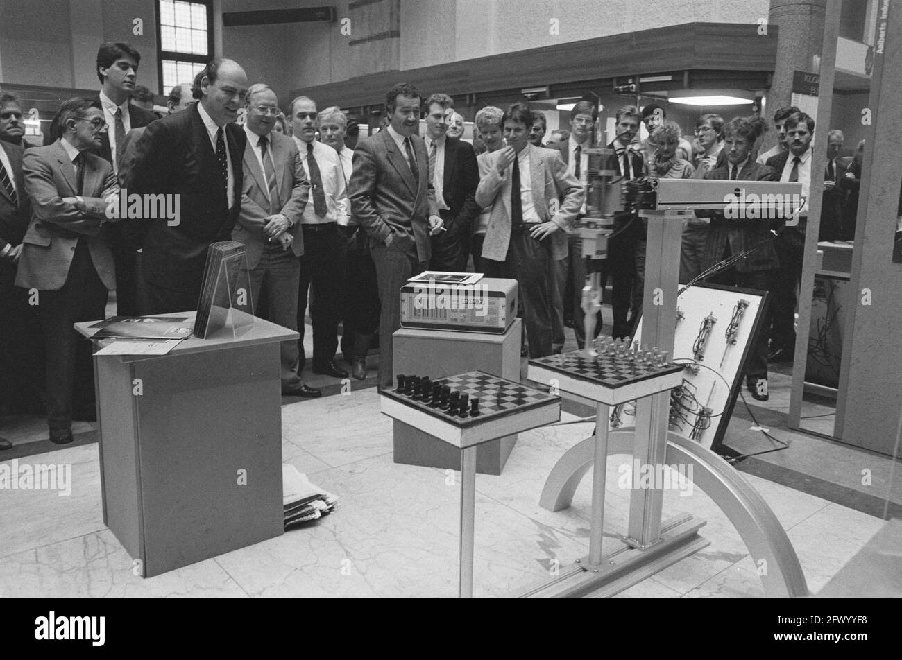 1987 computer Black and White Stock Photos & Images - Alamy