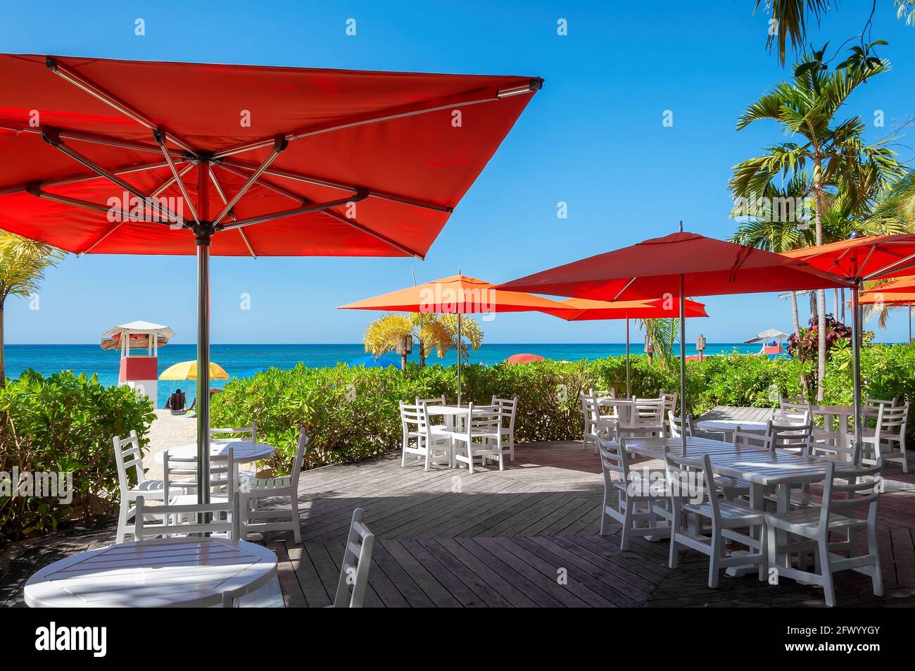 Beach cafe in tropical Caribbean island, Jamaica Stock Photo - Alamy
