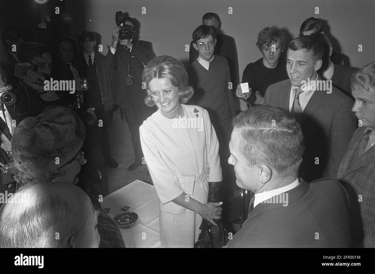 Astronaut Frank Borman (commander of Apollo 8 ) at Congress Center in The Hague family Borman ...