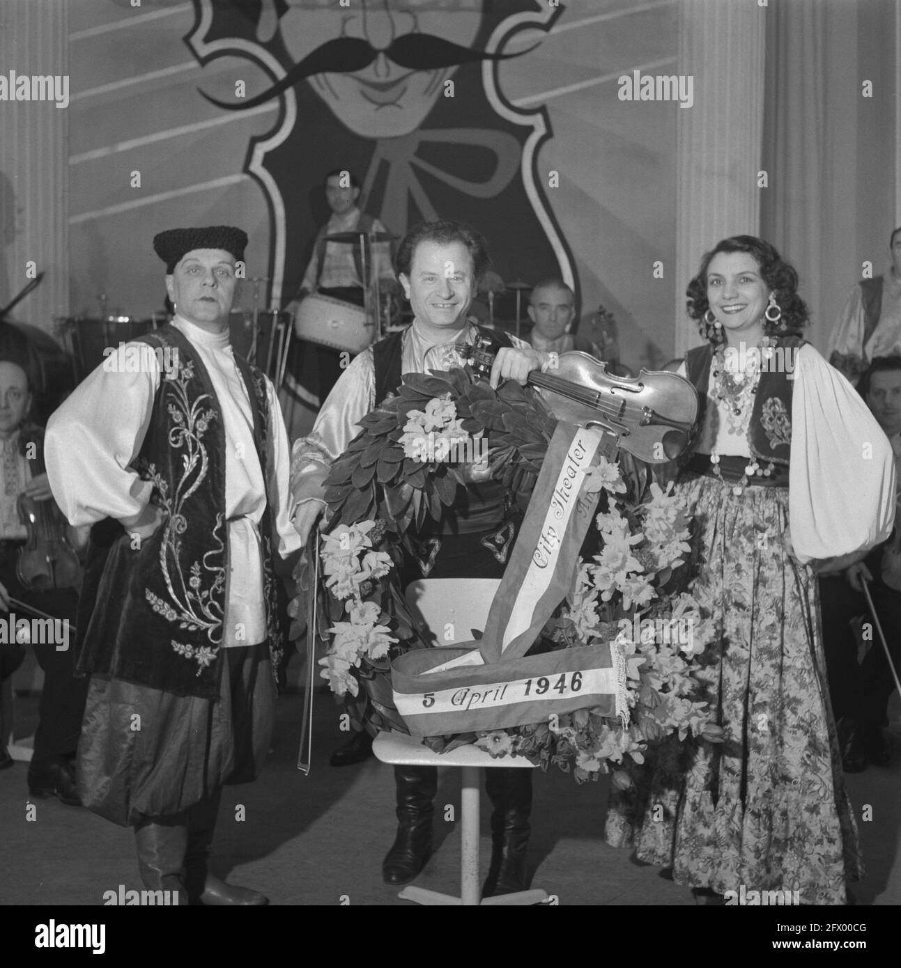 Russian orchestra city theater hi-res stock photography and images - Alamy