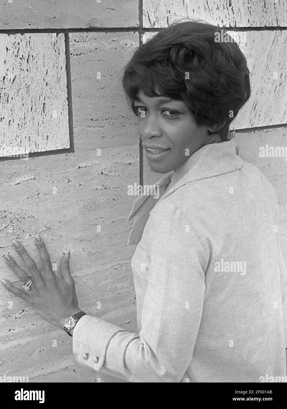 Salena Jones (1970 Stock Photo - Alamy