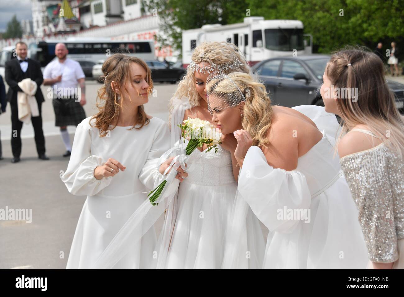 Moscow. Singer Anna Semenovich (second from right) during the filming ...
