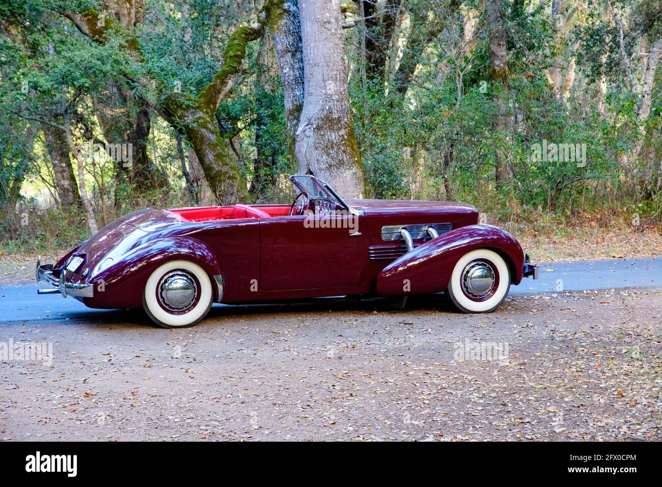 1936 RED CORD CONVERTIBLE AUTOMOBILE Stock Photo - Alamy