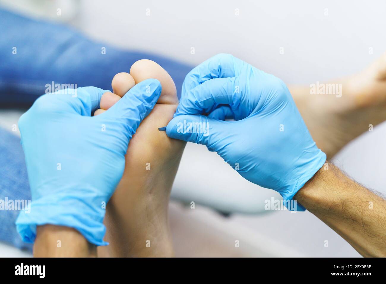 Instrument for cutting skin hi-res stock photography and images - Alamy