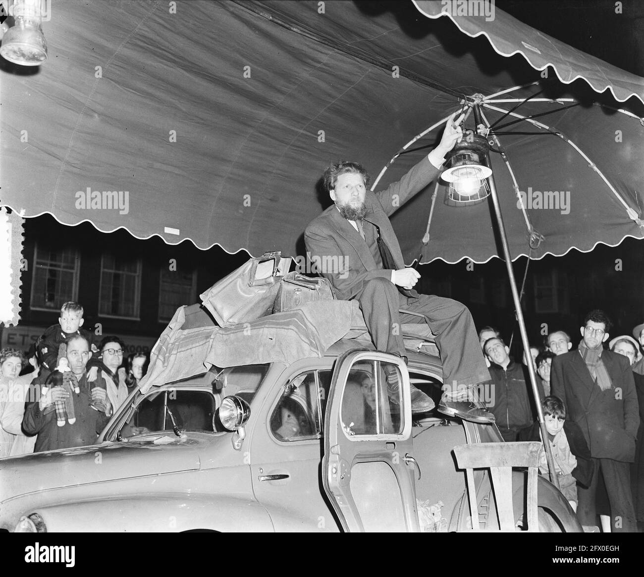 Saint nicholas market waterloo square hi-res stock photography and ...