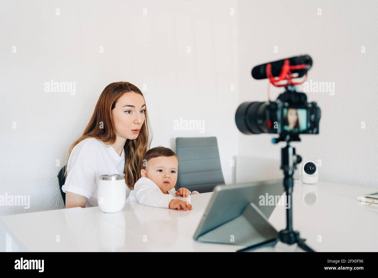 Broadcast childhood hi-res stock photography and images - Alamy