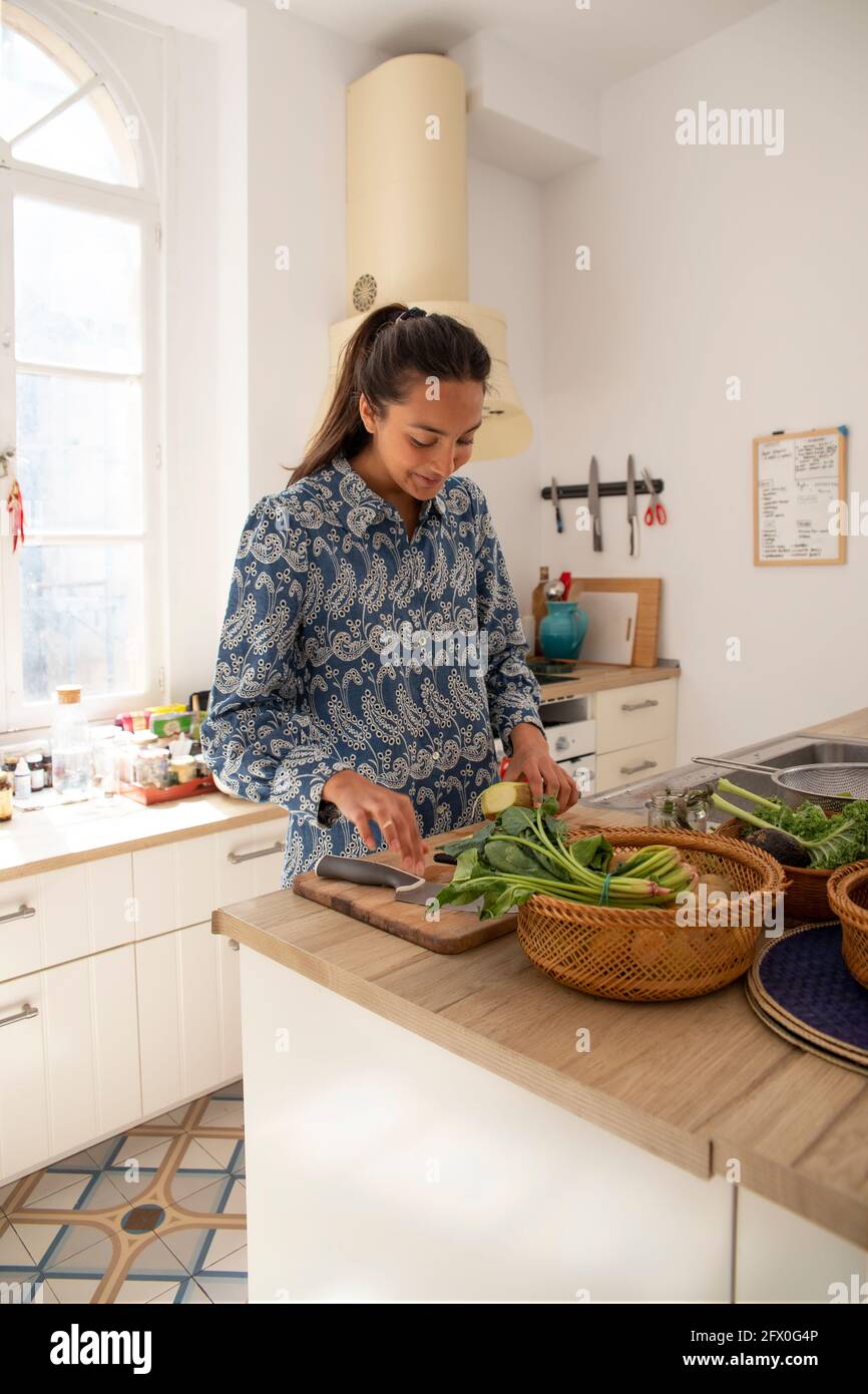 Peel potato woman happy hi-res stock photography and images - Alamy