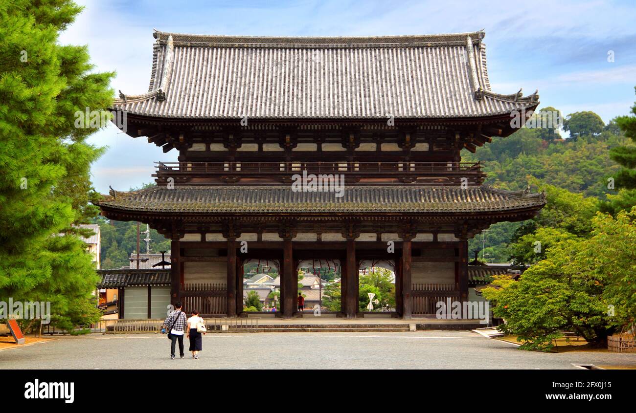 Walking to temple hi-res stock photography and images - Alamy