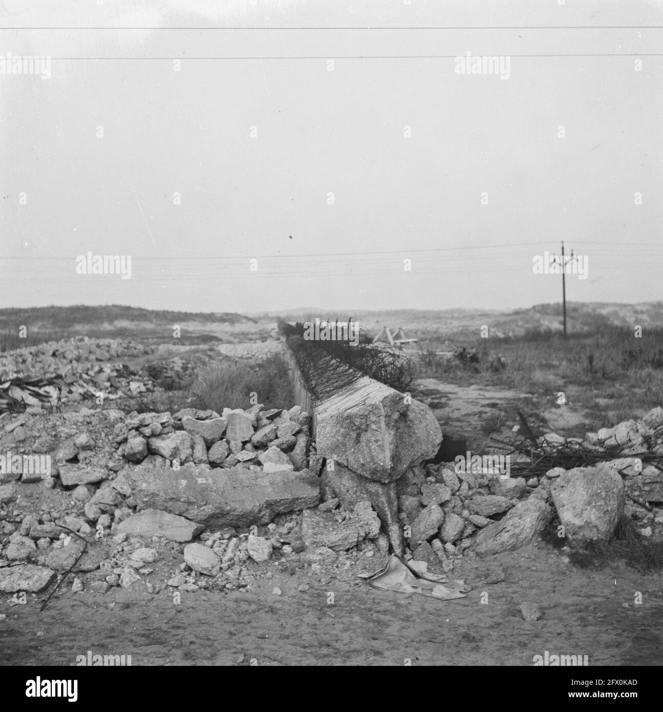 World war ii barrier hi-res stock photography and images - Alamy