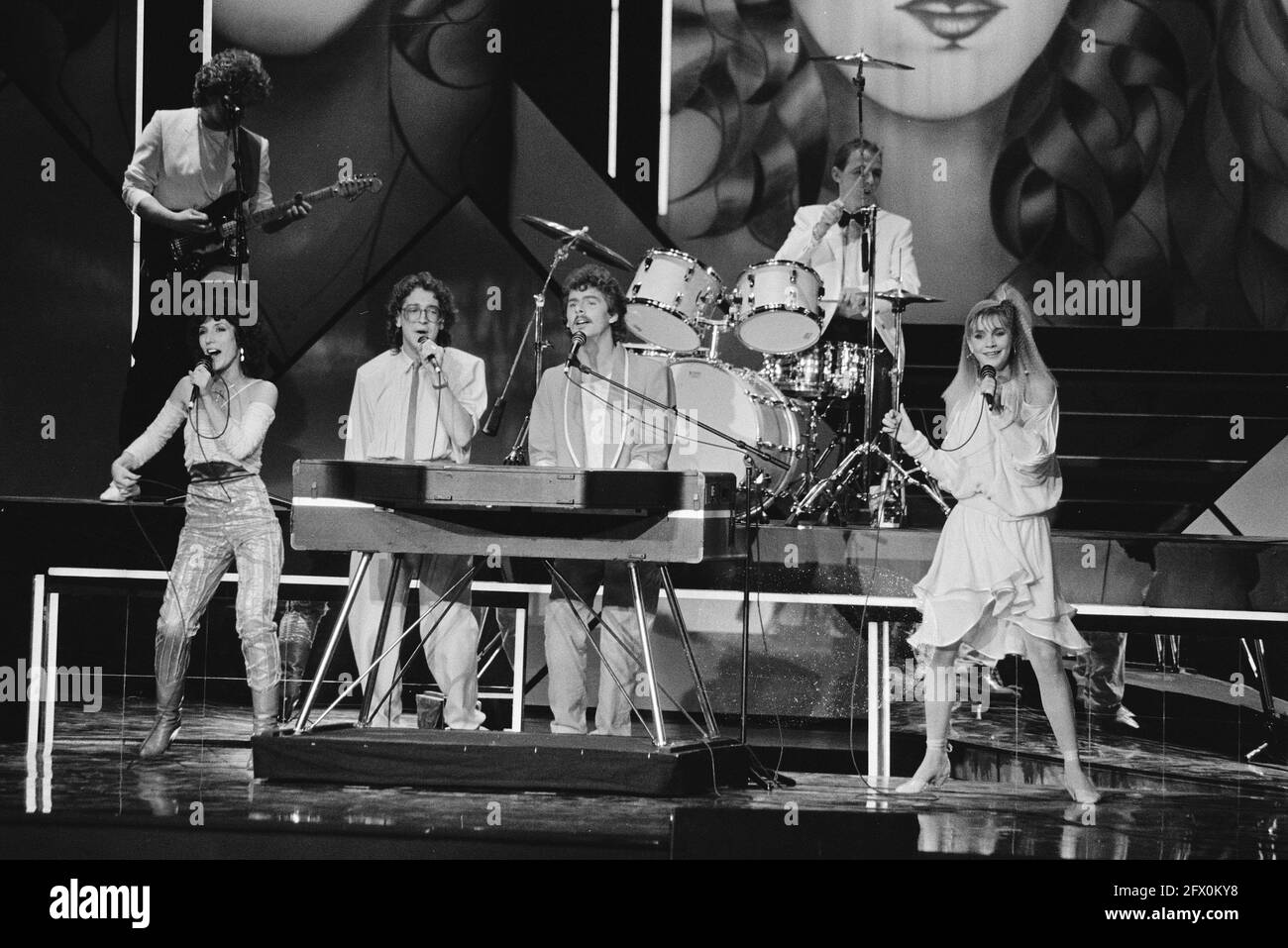Vocal Group High Resolution Stock Photography and Images - Alamy