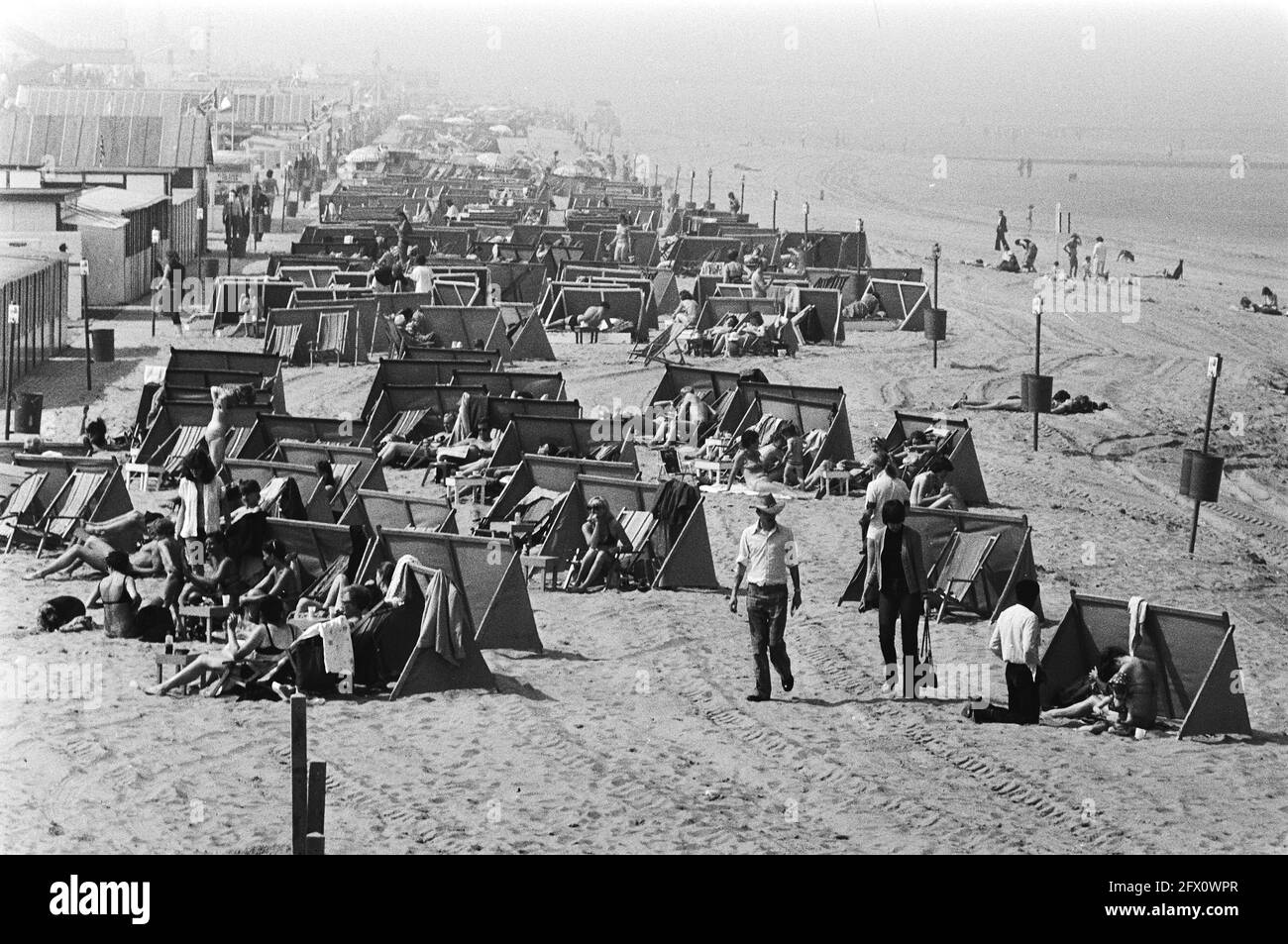 Sunbathing people on the beach, May 14, 1979, beaches, The Netherlands ...
