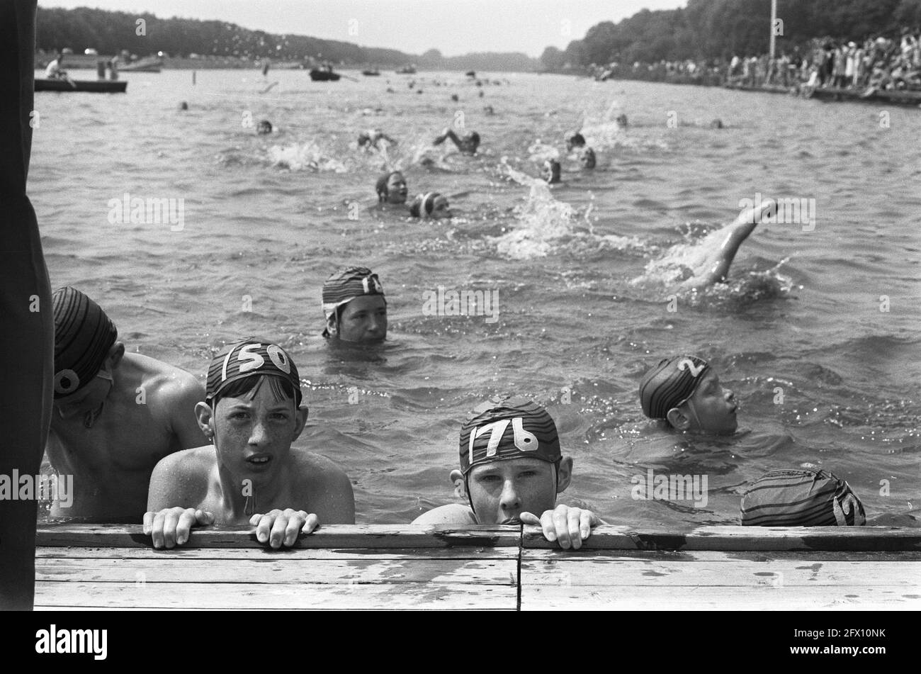 Swimming 15 years Black and White Stock Photos & Images - Alamy