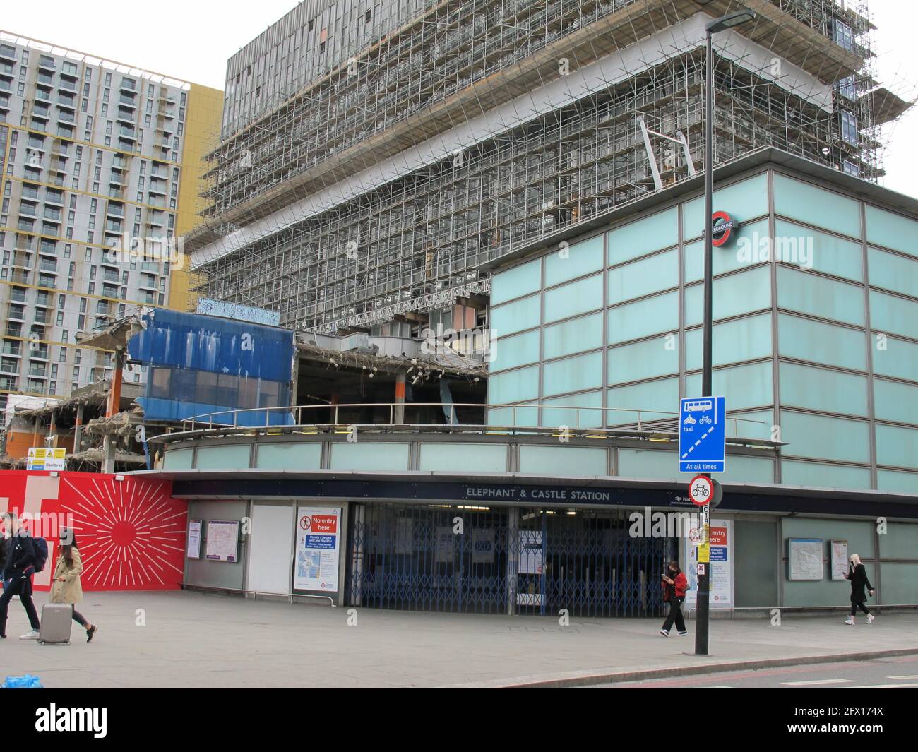 Northern line tube station entrance at the elephant and castle ...