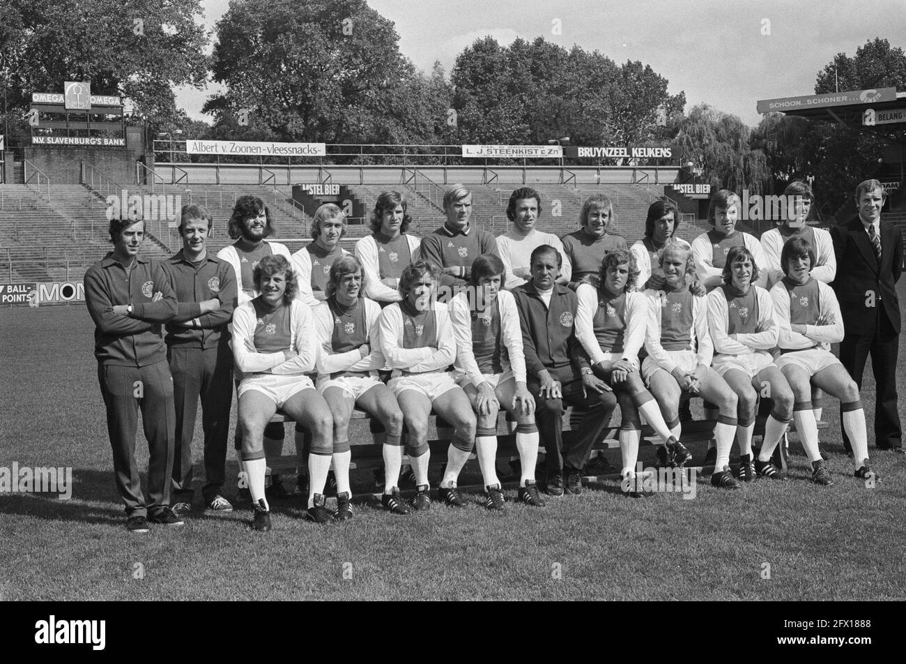 Ajax presents A-selection for next season; standing from left to right ...