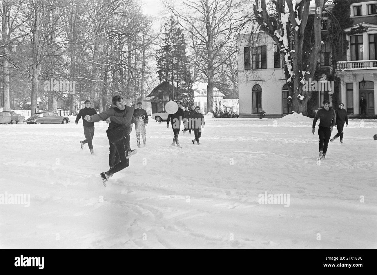 Soccer match preparation Black and White Stock Photos & Images - Alamy