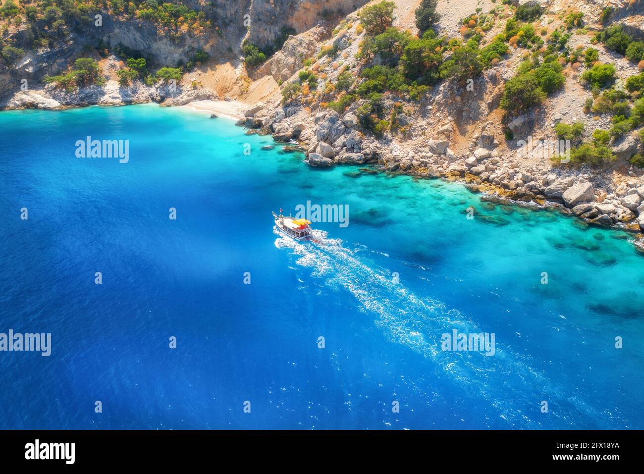 Sunrise boat drone hi-res stock photography and images - Alamy