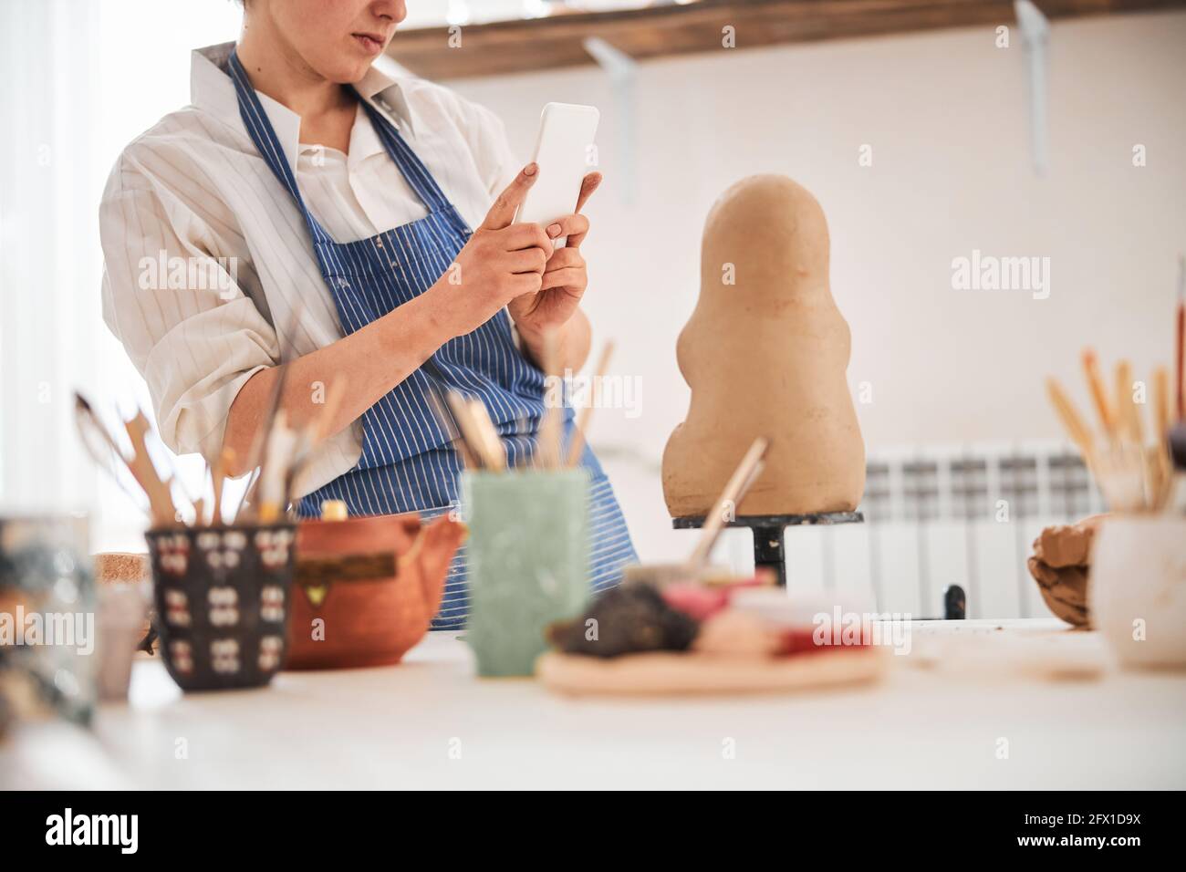 Statue taking shape hi-res stock photography and images - Alamy