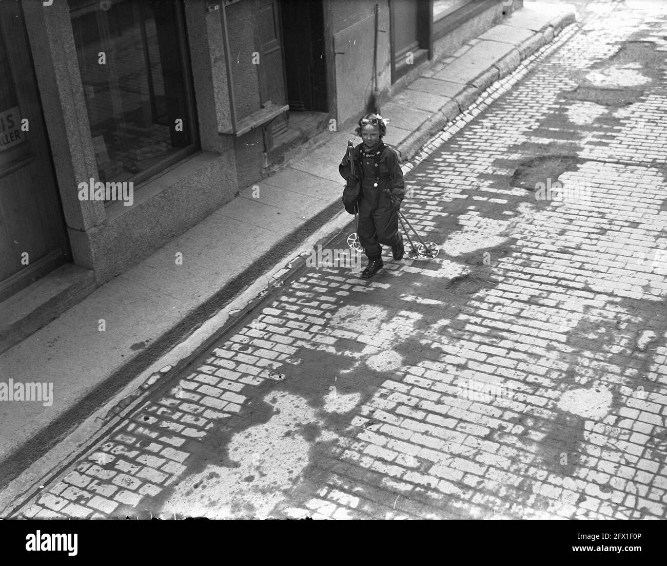 Royal family in Switzerland, April 7, 1947, Royal family, The ...
