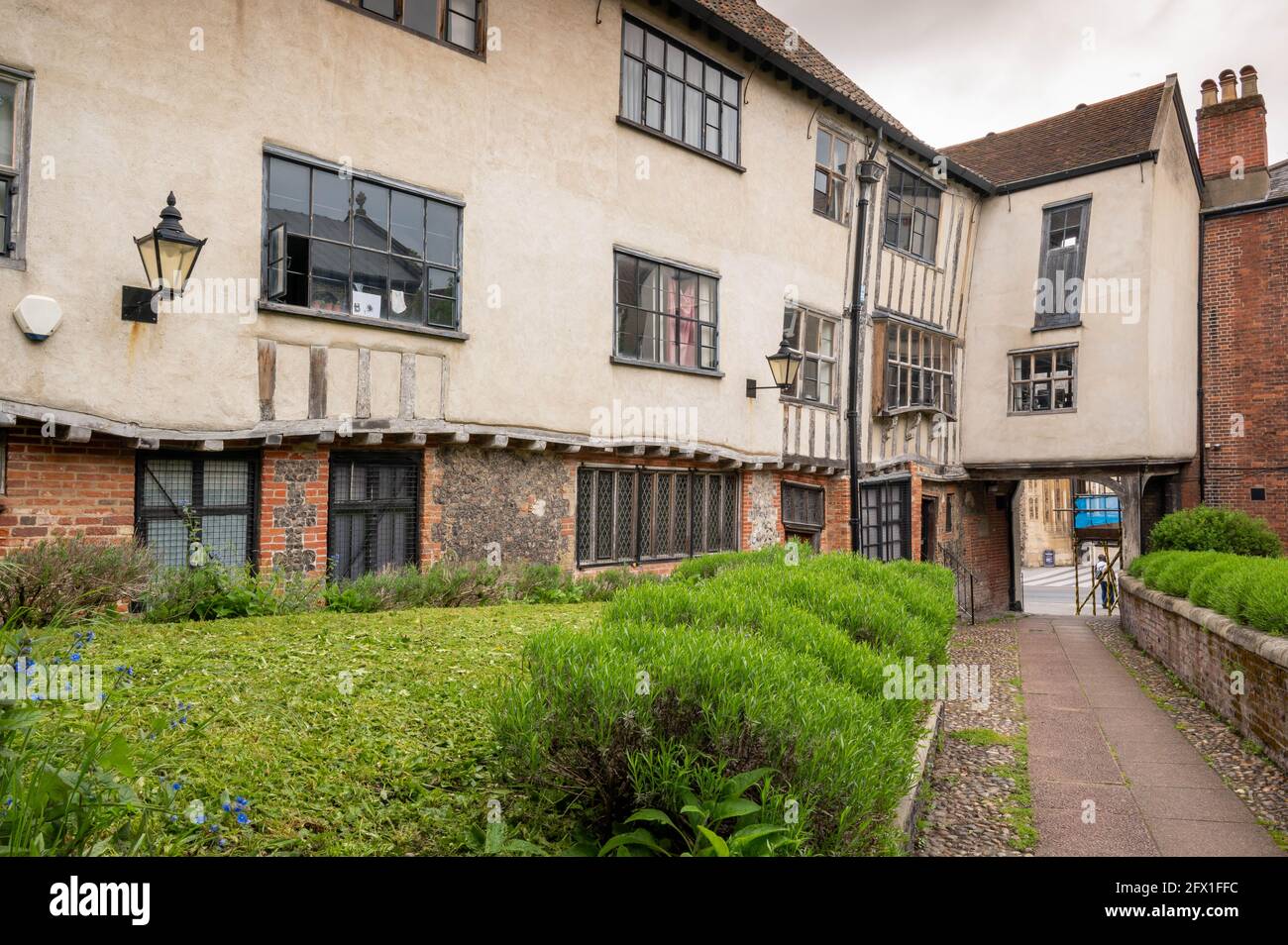 Alley way off tombland Norwich showing the old ancient quaint houses ...