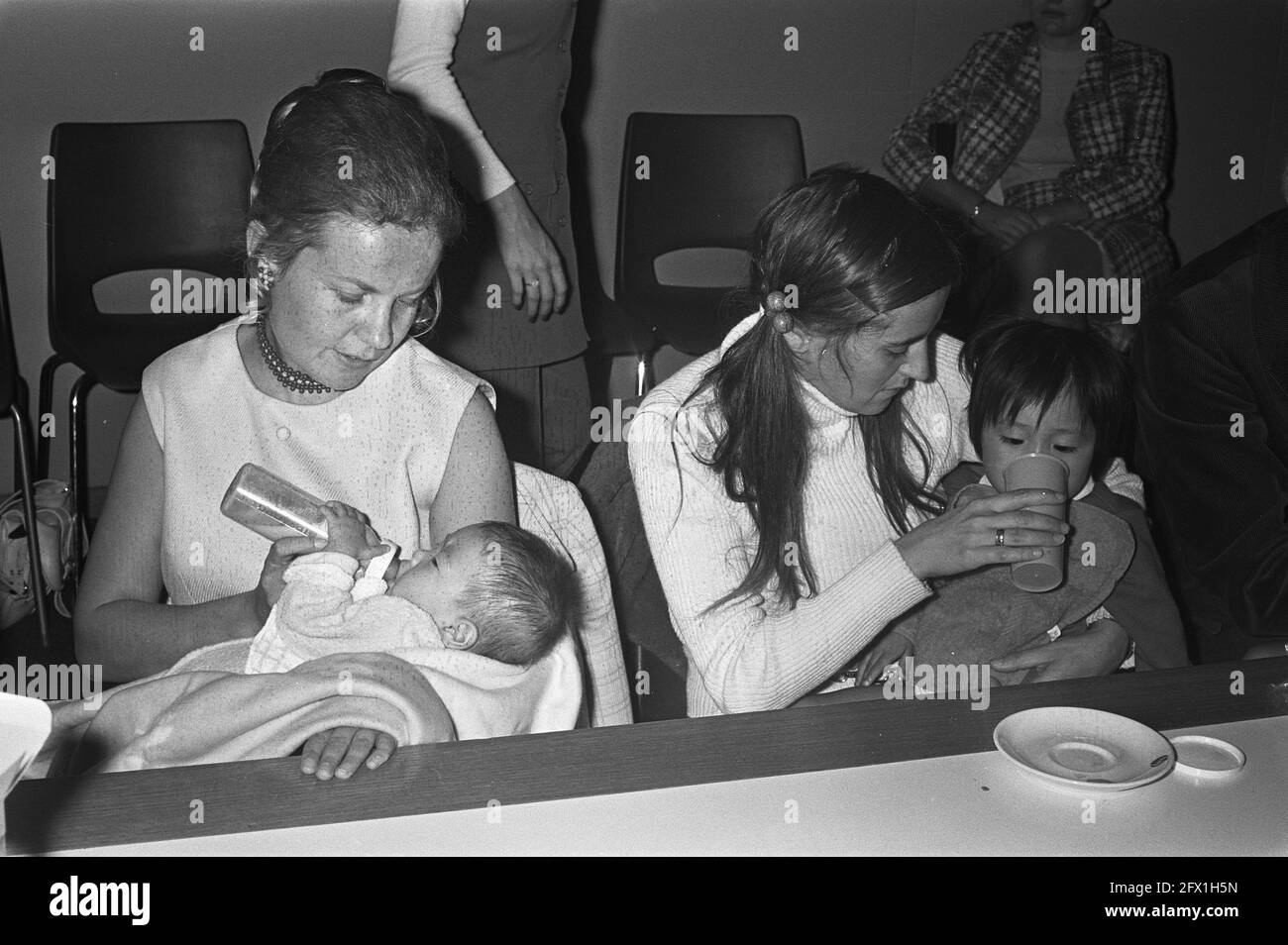 Number 29 koreans hi-res stock photography and images - Alamy