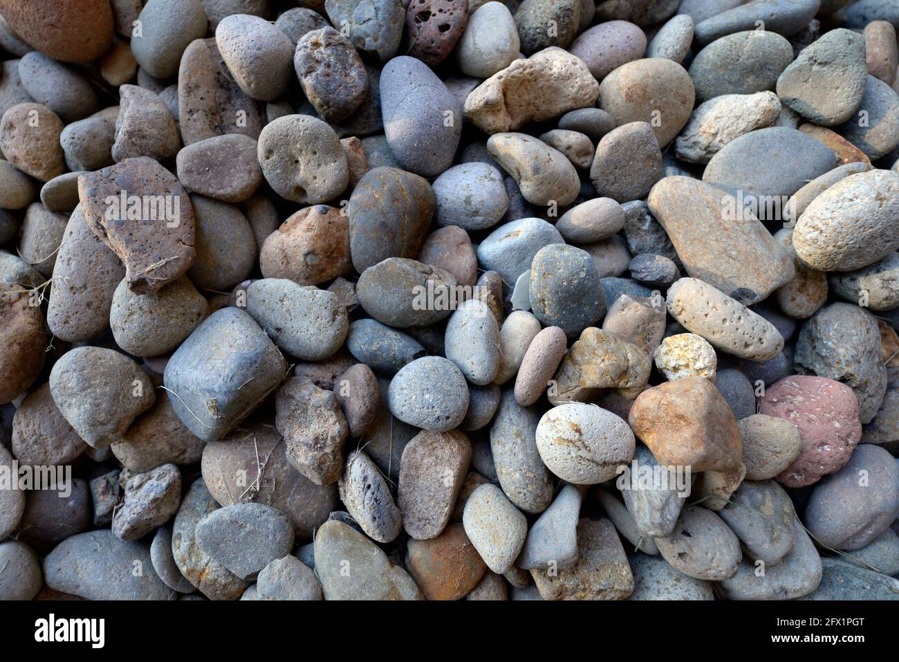 Smooth round rocks hi-res stock photography and images - Alamy