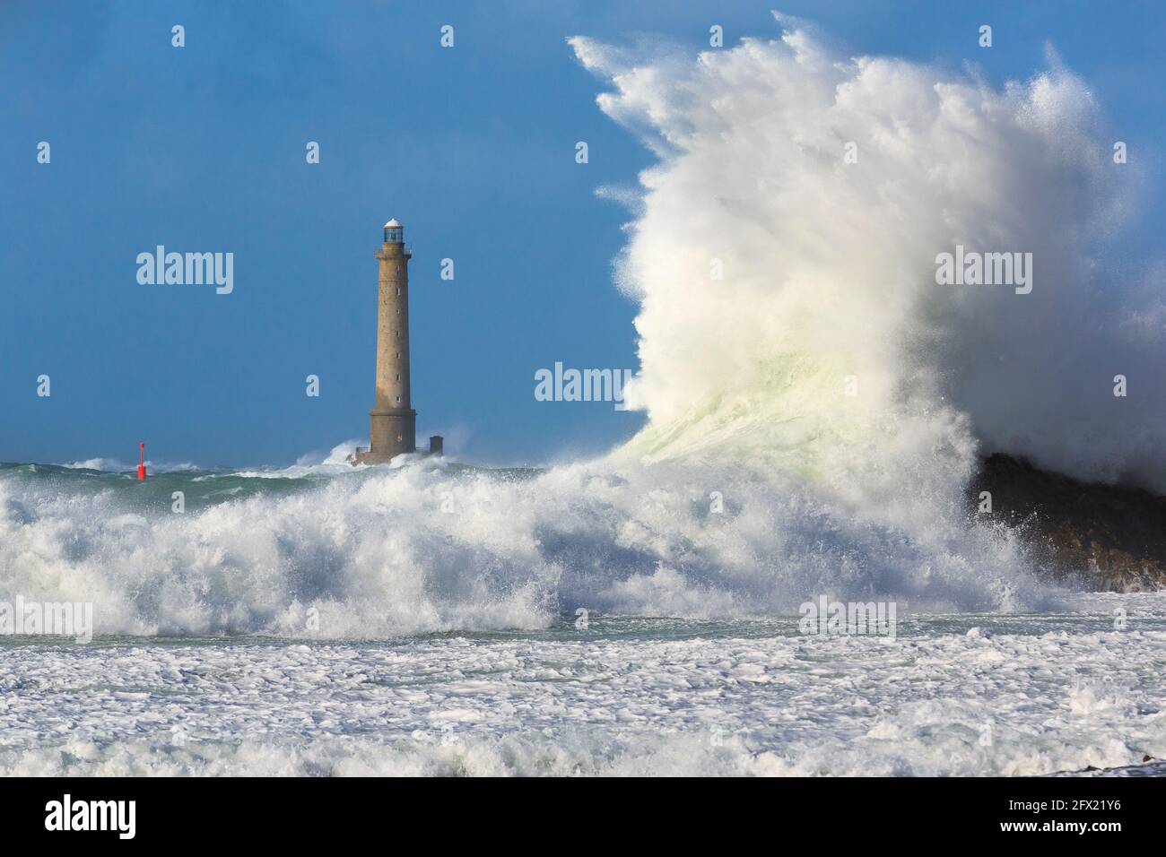 Lighthouse france wave hi-res stock photography and images - Alamy