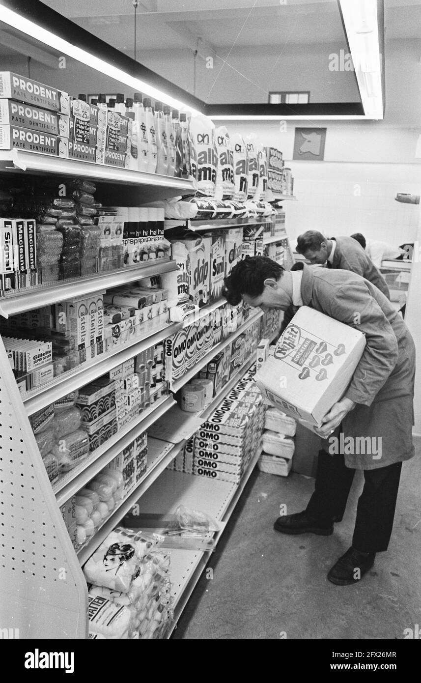 1990 supermarket hi-res stock photography and images - Alamy