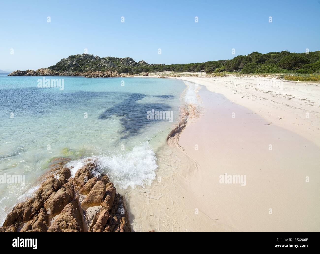Spiaggia Rosa, isola di Budelli, Parco Nazionale Arcipelago di La ...