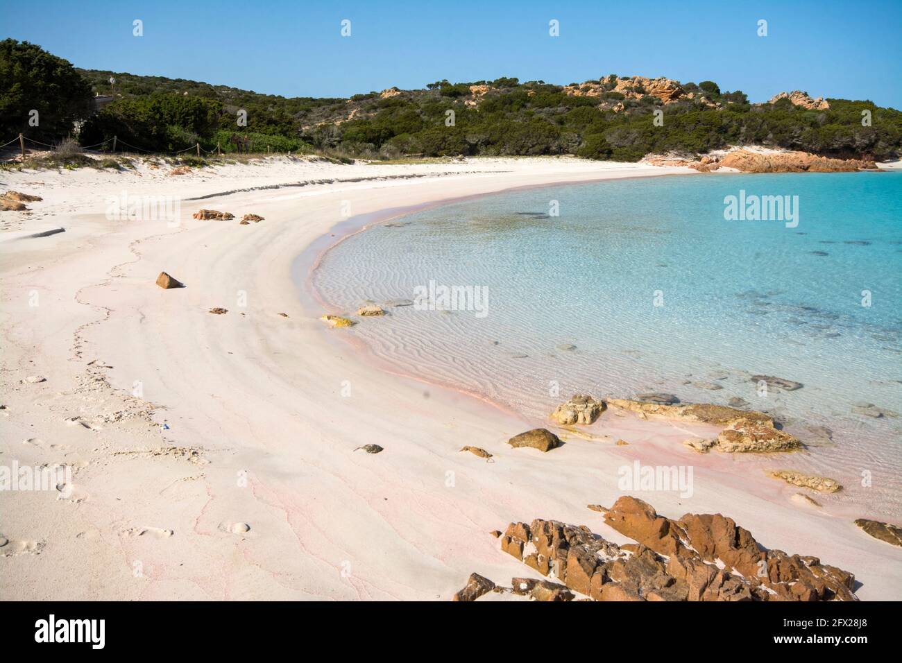 Spiaggia Rosa nell'isola di Budelli. Parco Nazionale Arcipelago di La ...