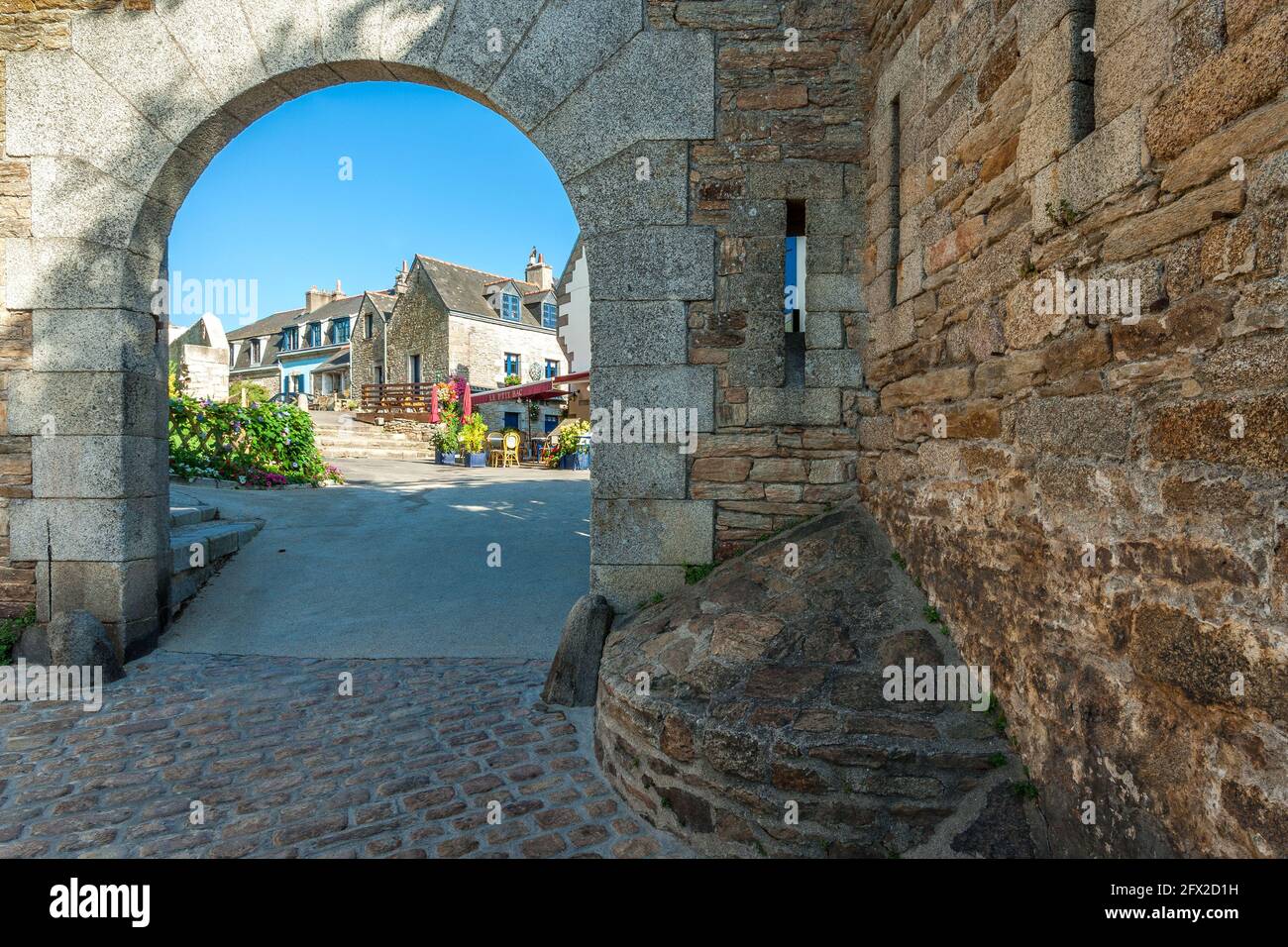 FINISTERE (29) CONCARNEAU, WALLED CITY Stock Photo - Alamy
