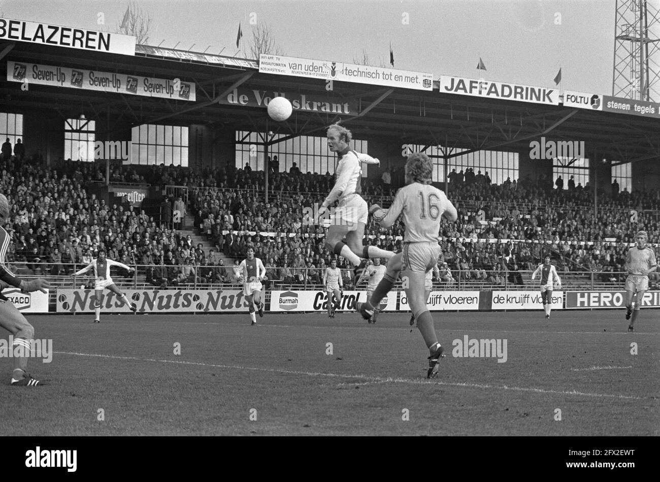 Ruud geels heads third goal hi-res stock photography and images - Alamy