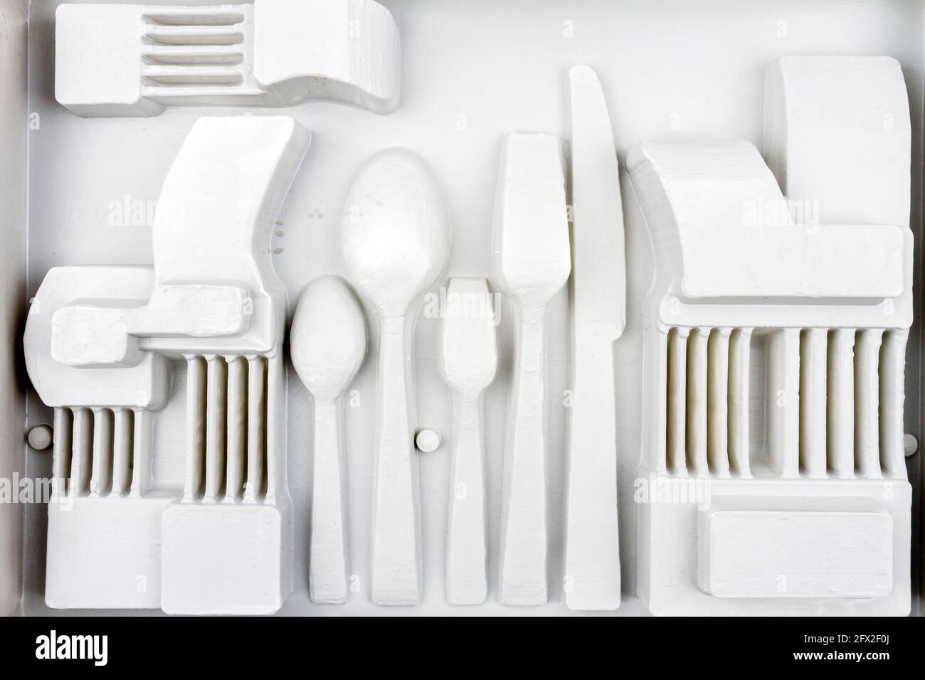 Close up of white empty paper cutlery box Stock Photo - Alamy