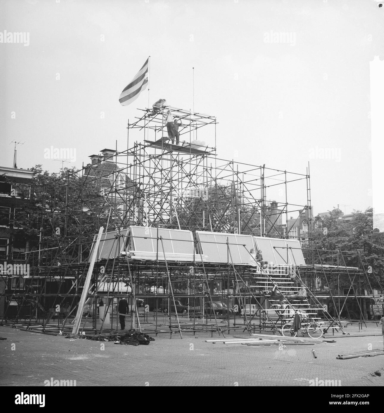 Lustrumfeest ASC students build an Inca temple, June 13, 1962, lustrum ...