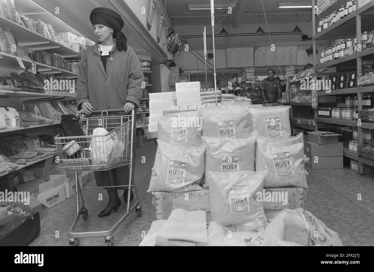 Mamma store hi-res stock photography and images - Alamy