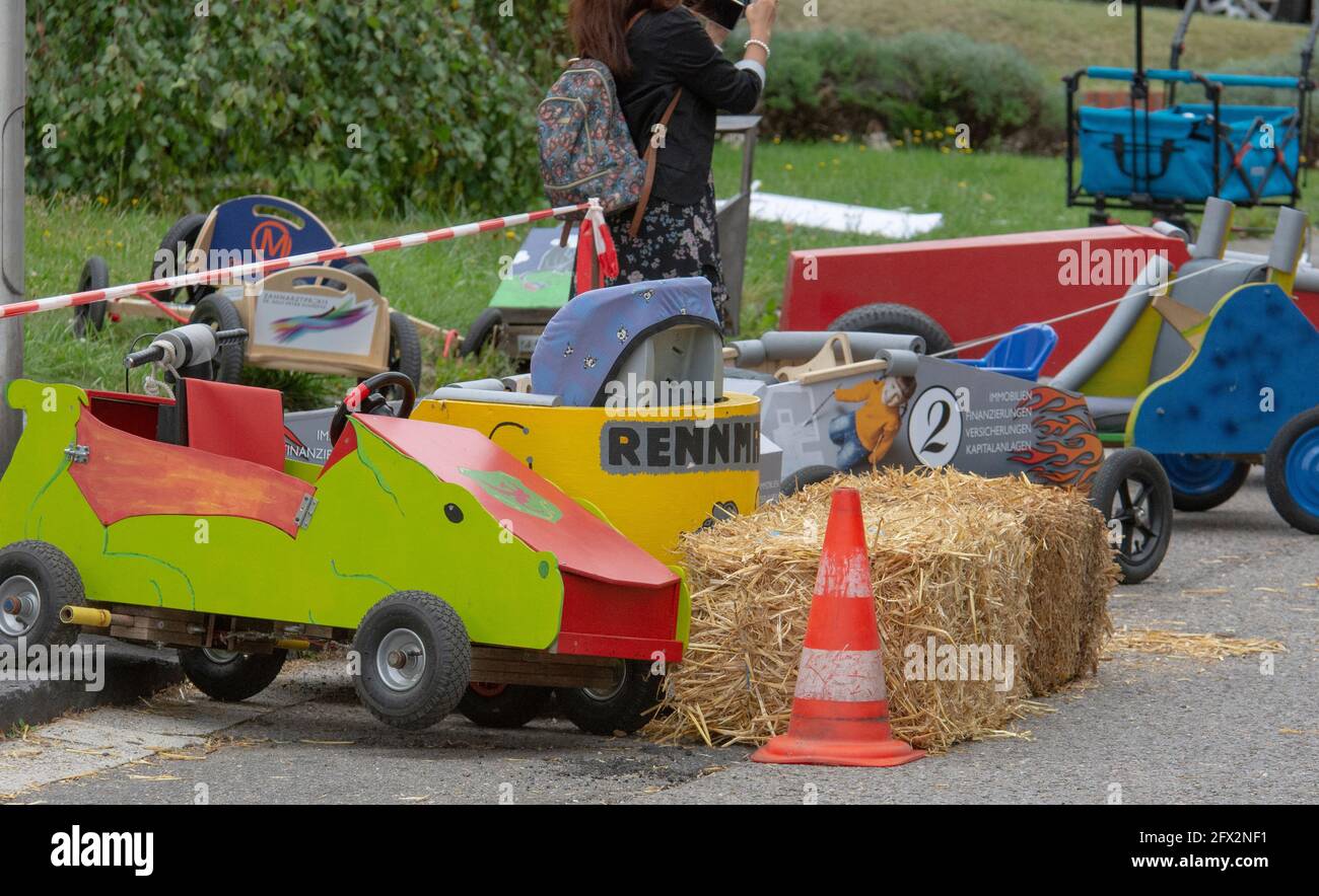 Funny carts hi-res stock photography and images - Alamy