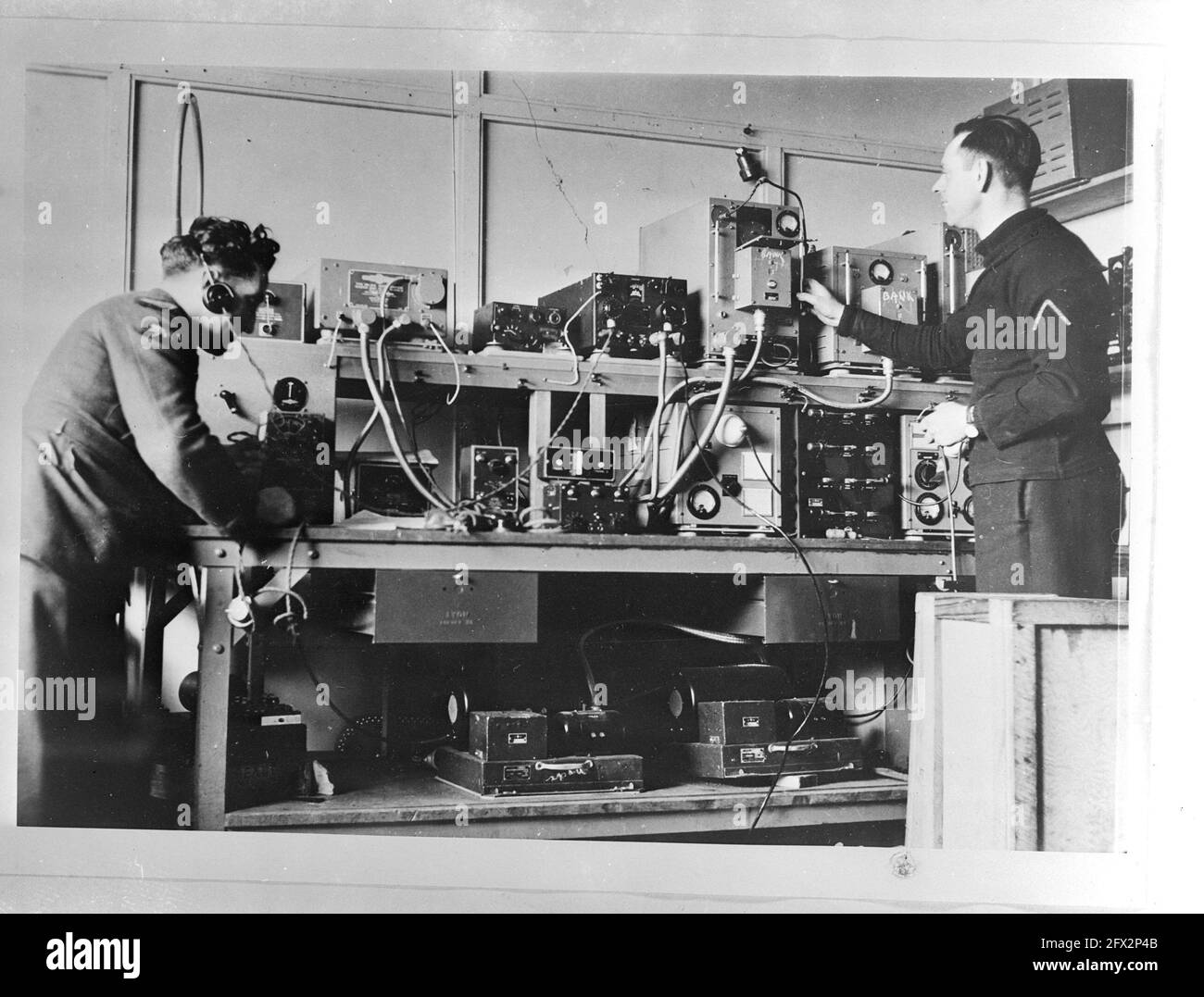 Radio Repair High Resolution Stock Photography and Images - Alamy