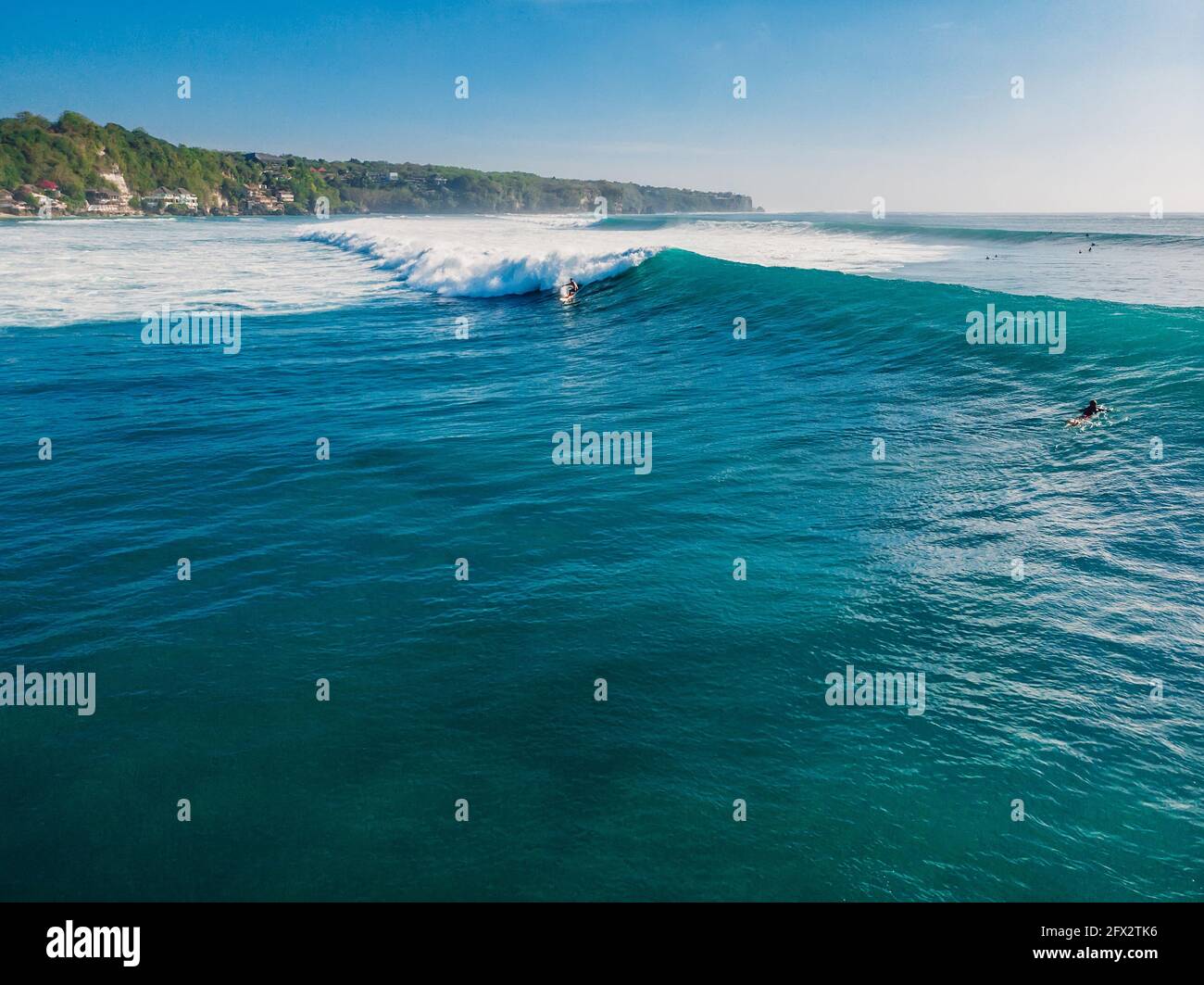Aerial view coastline surfing big hi-res stock photography and images ...