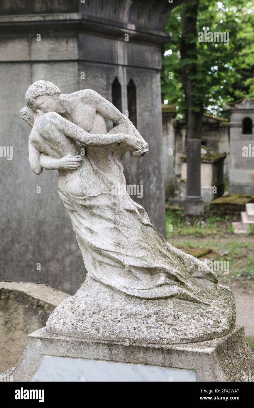 LE MUSEE DES VAMPIRES ET LE PERE LACHAISE DES VAMPIRES Stock Photo - Alamy