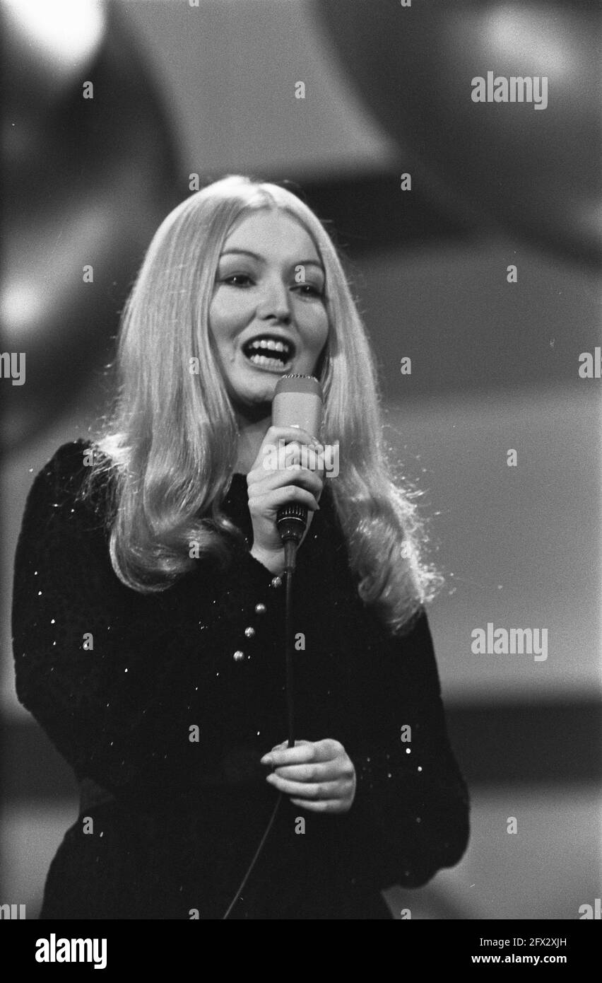 Mary hopkin hi-res stock photography and images - Alamy