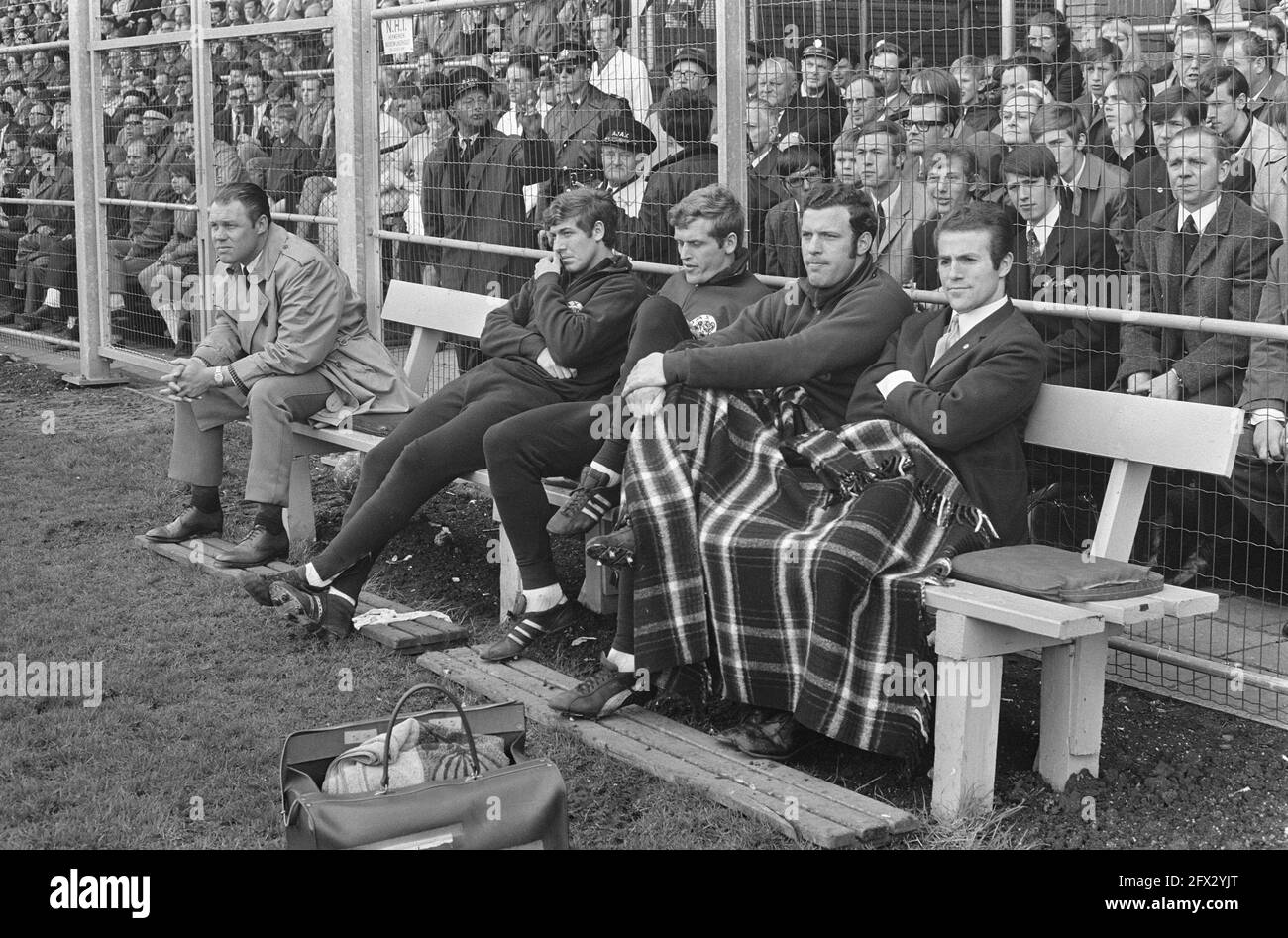 Dropped muller hi-res stock photography and images - Alamy