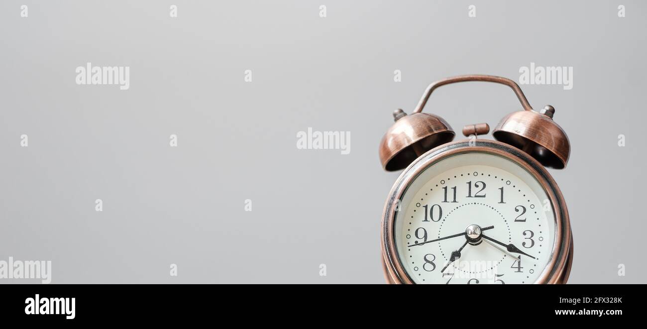 Daily routine, clock hi-res stock photography and images - Alamy