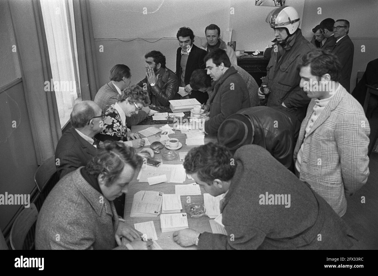 1973 strike hi-res stock photography and images - Alamy